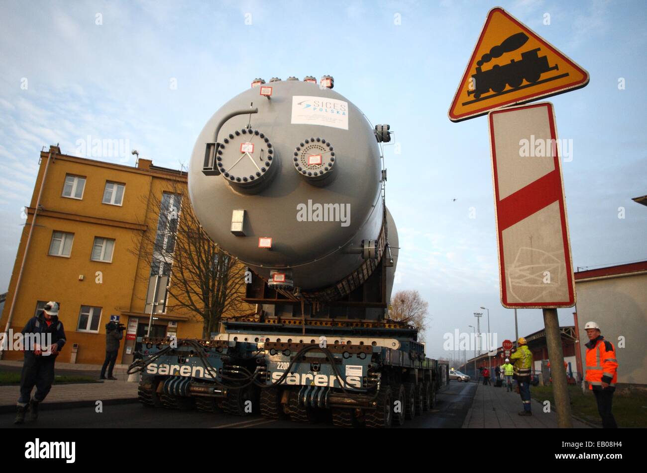 540 meters hi-res stock photography and images - Alamy