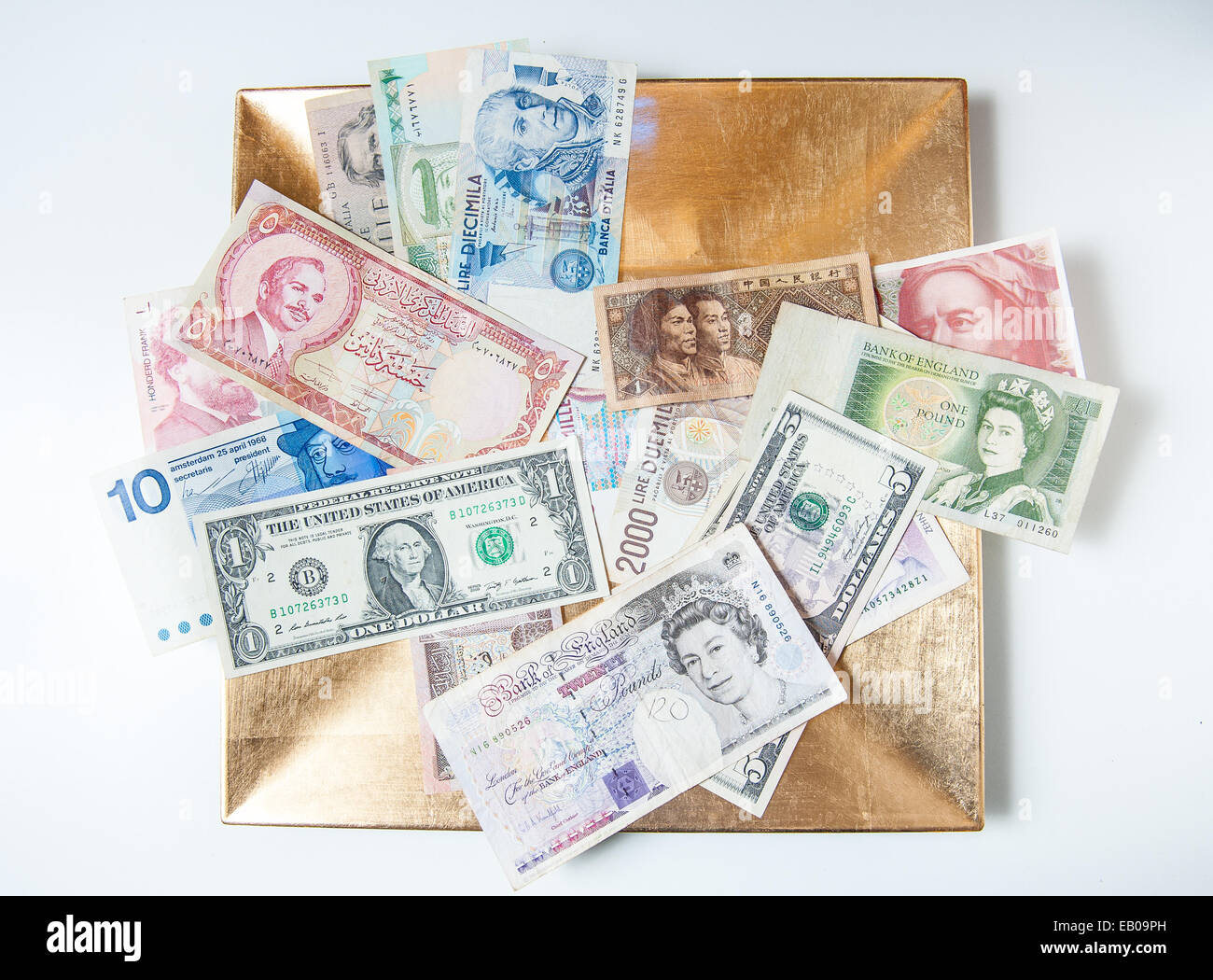 Asian money hi-res stock photography and images - Alamy