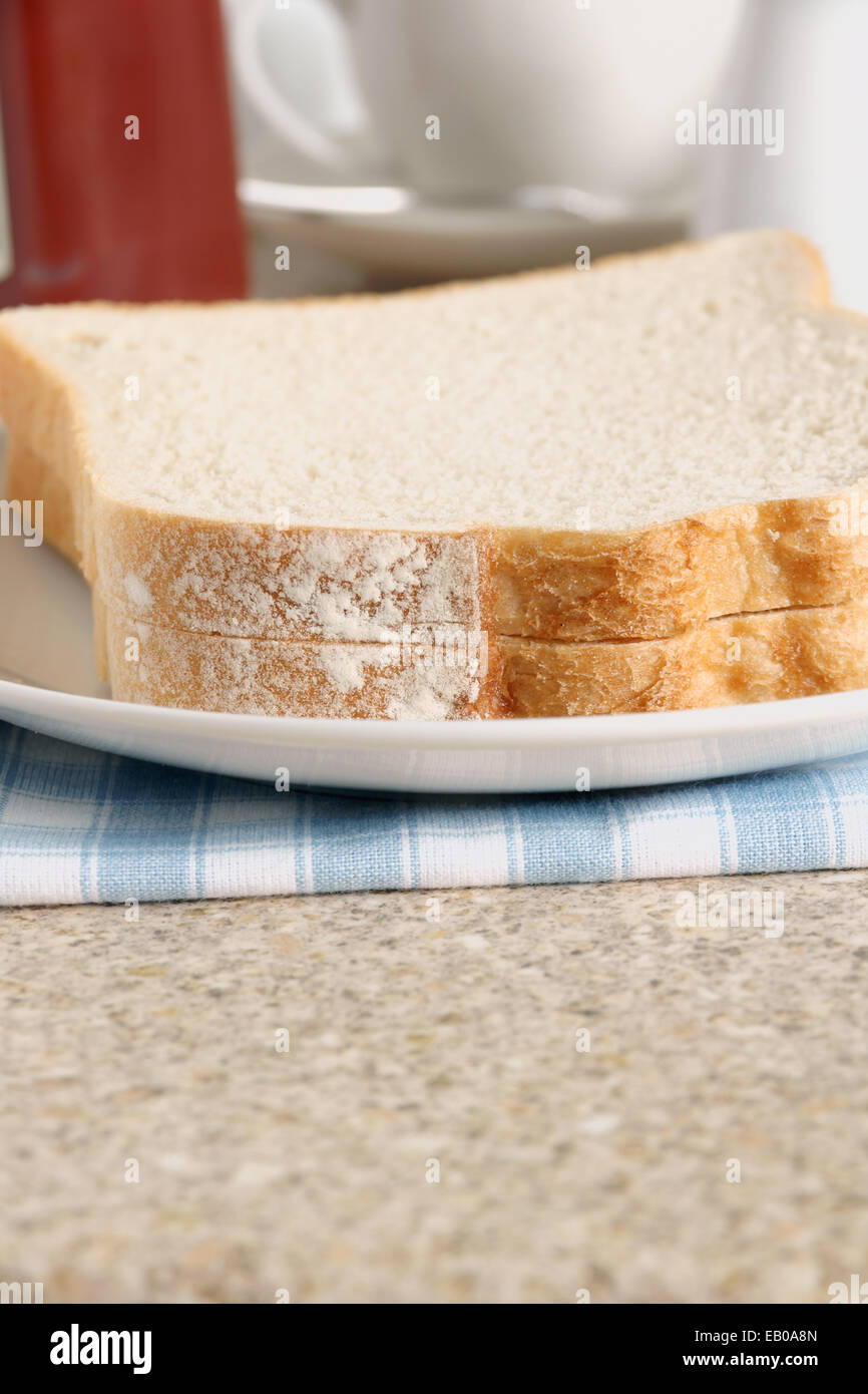 Plain white bread hi-res stock photography and images - Alamy Plain white bread hi-res stock photography and images - Alamy