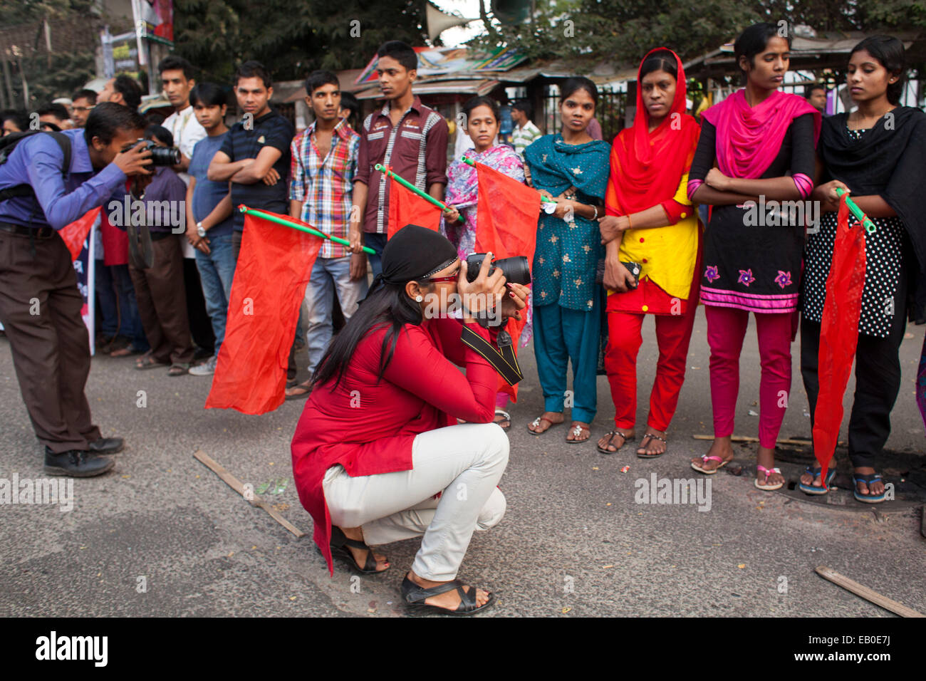 Dhaka, Bangladesh. 23rd November, 2014. Victims of Tazreen Fashion made ...