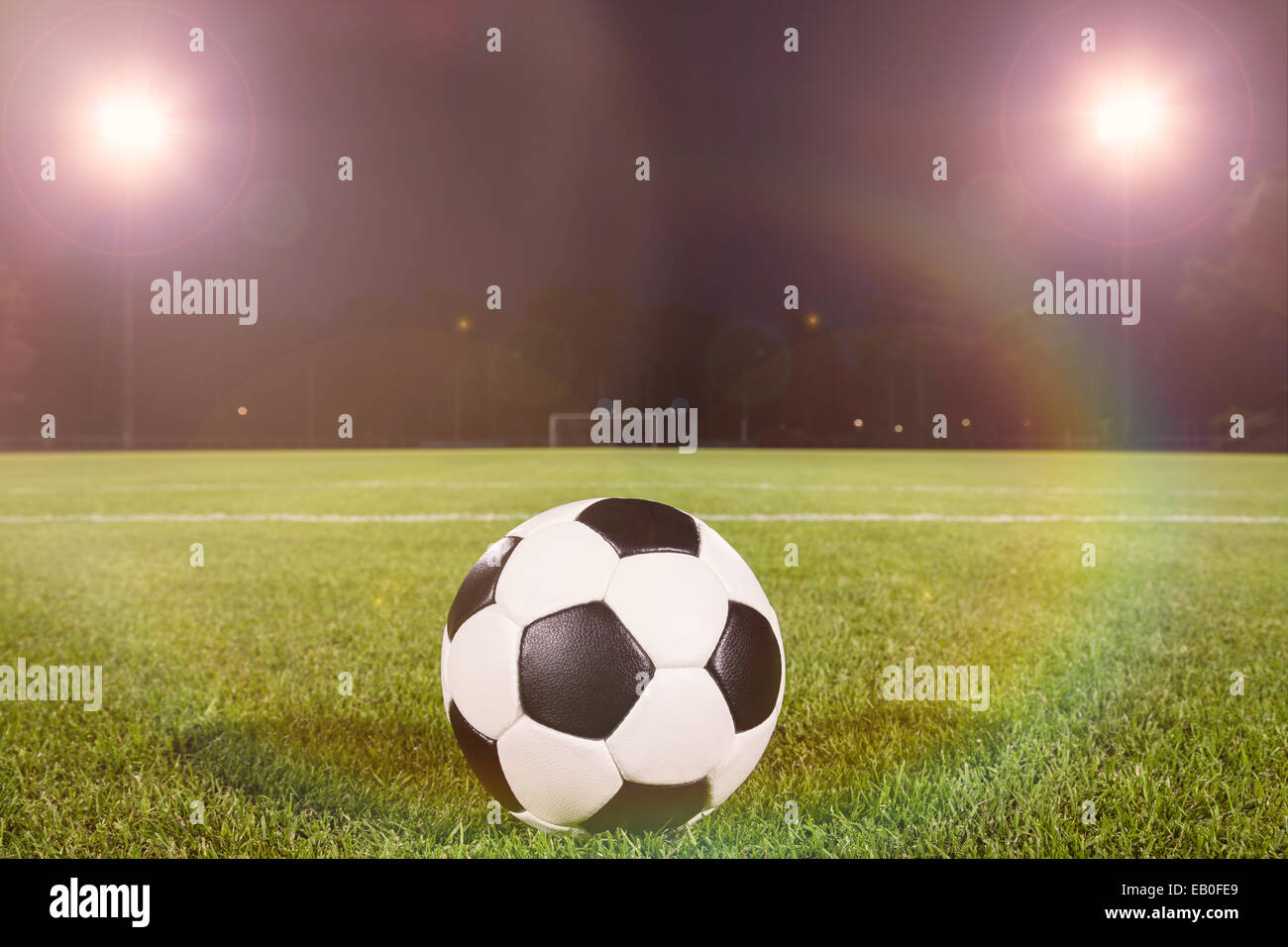 Spot the ball hi-res stock photography and images - Alamy