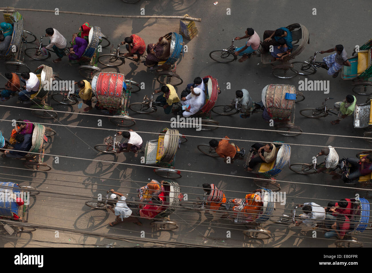 Dhaka,Bangladesh. 23rd November, 2014. A busy Rickshaw way in Dhaka ...