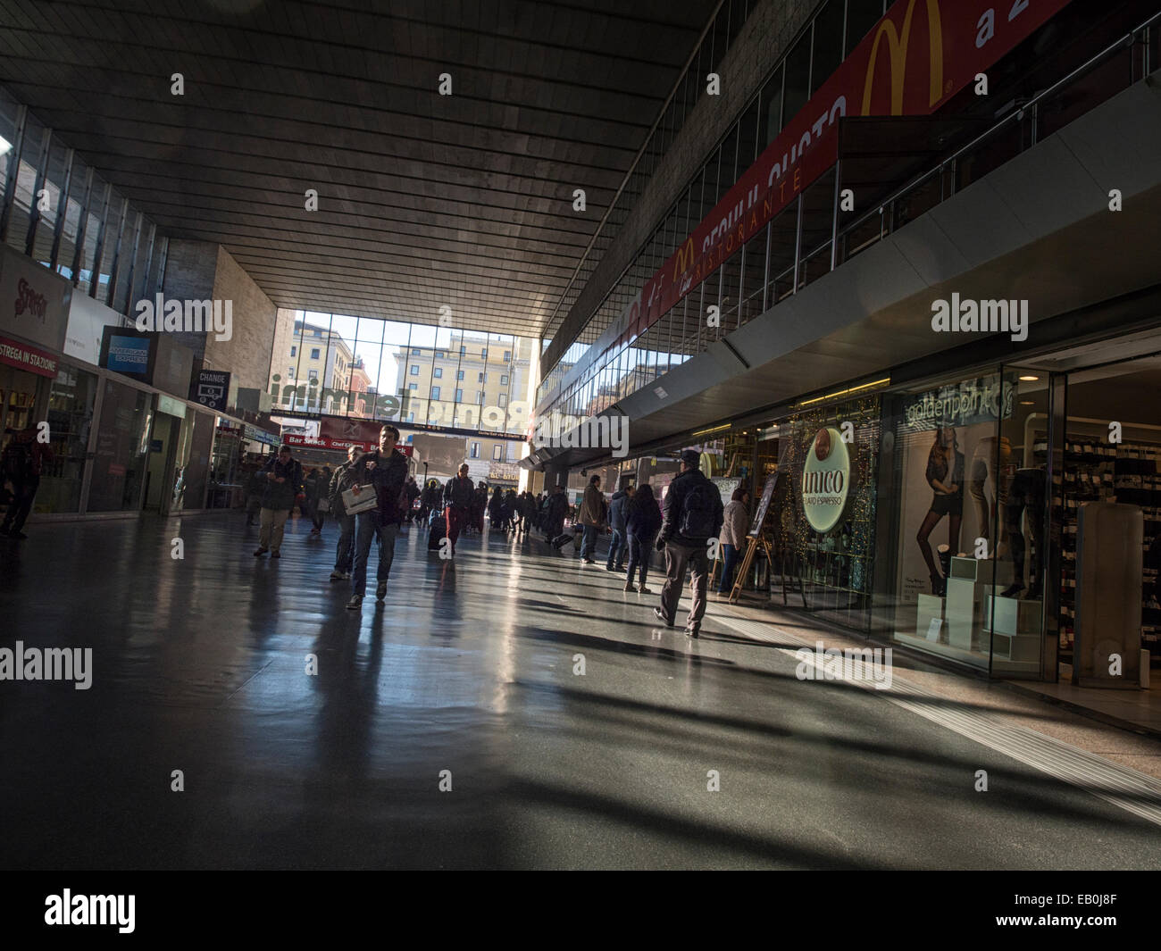 Roma termini station hi-res stock photography and images - Alamy