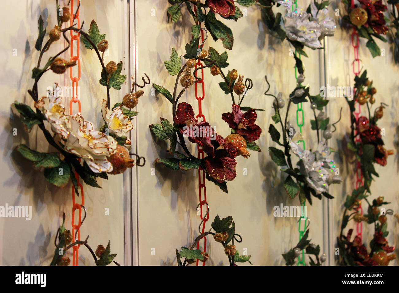 Chain hanging flower hi-res stock photography and images - Alamy