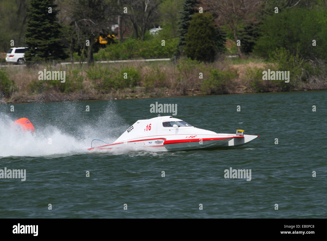 Inboard boat hi-res stock photography and images - Alamy