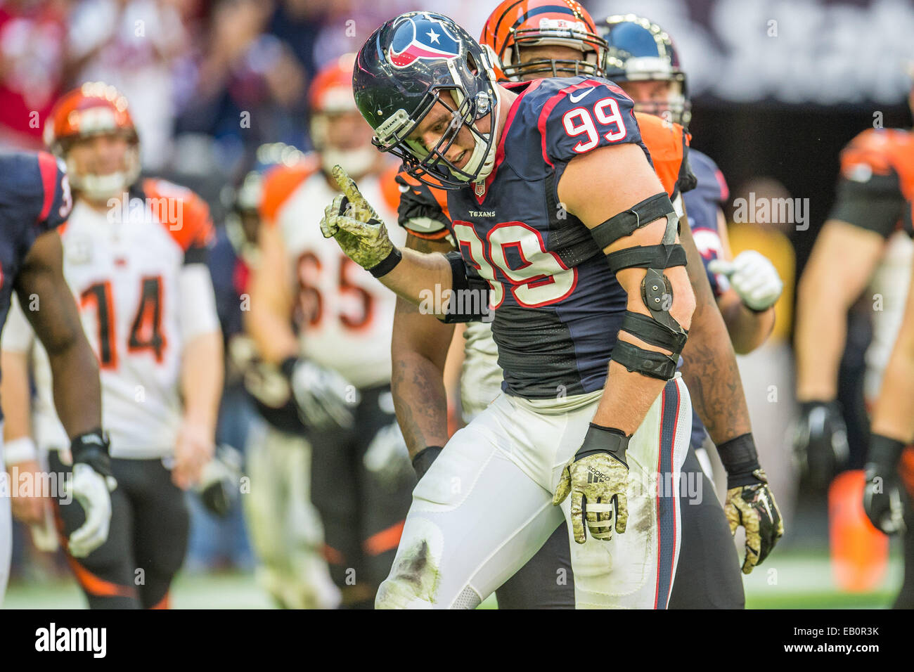 Defensive batting hi-res stock photography and images - Alamy