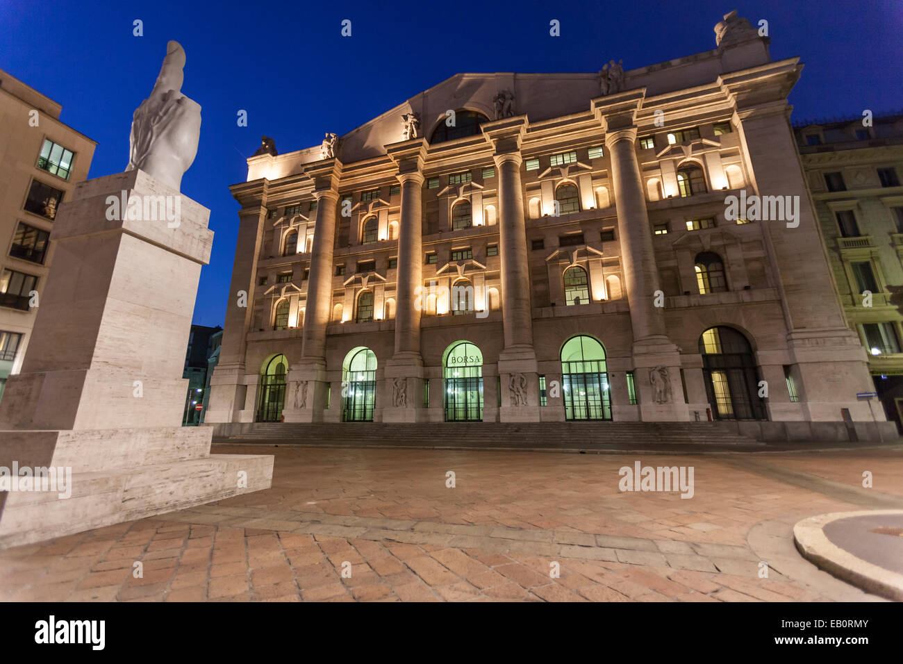 Giving the finger hi-res stock photography and images - Alamy