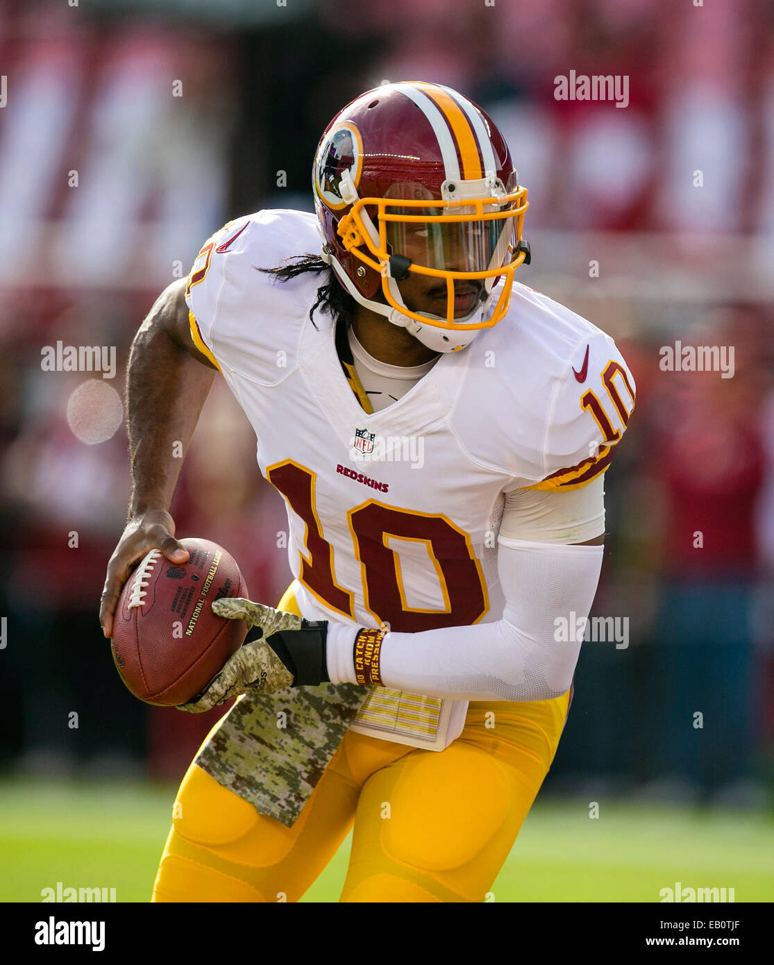 Robert griffin iii washington redskins hi-res stock photography and ...