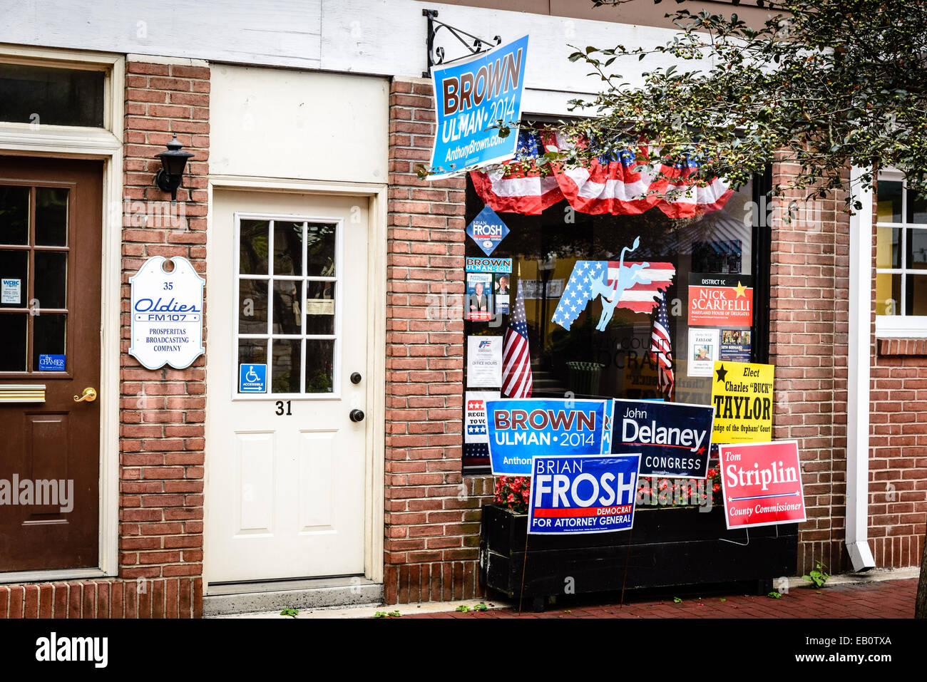 Campaign office hi-res stock photography and images - Alamy