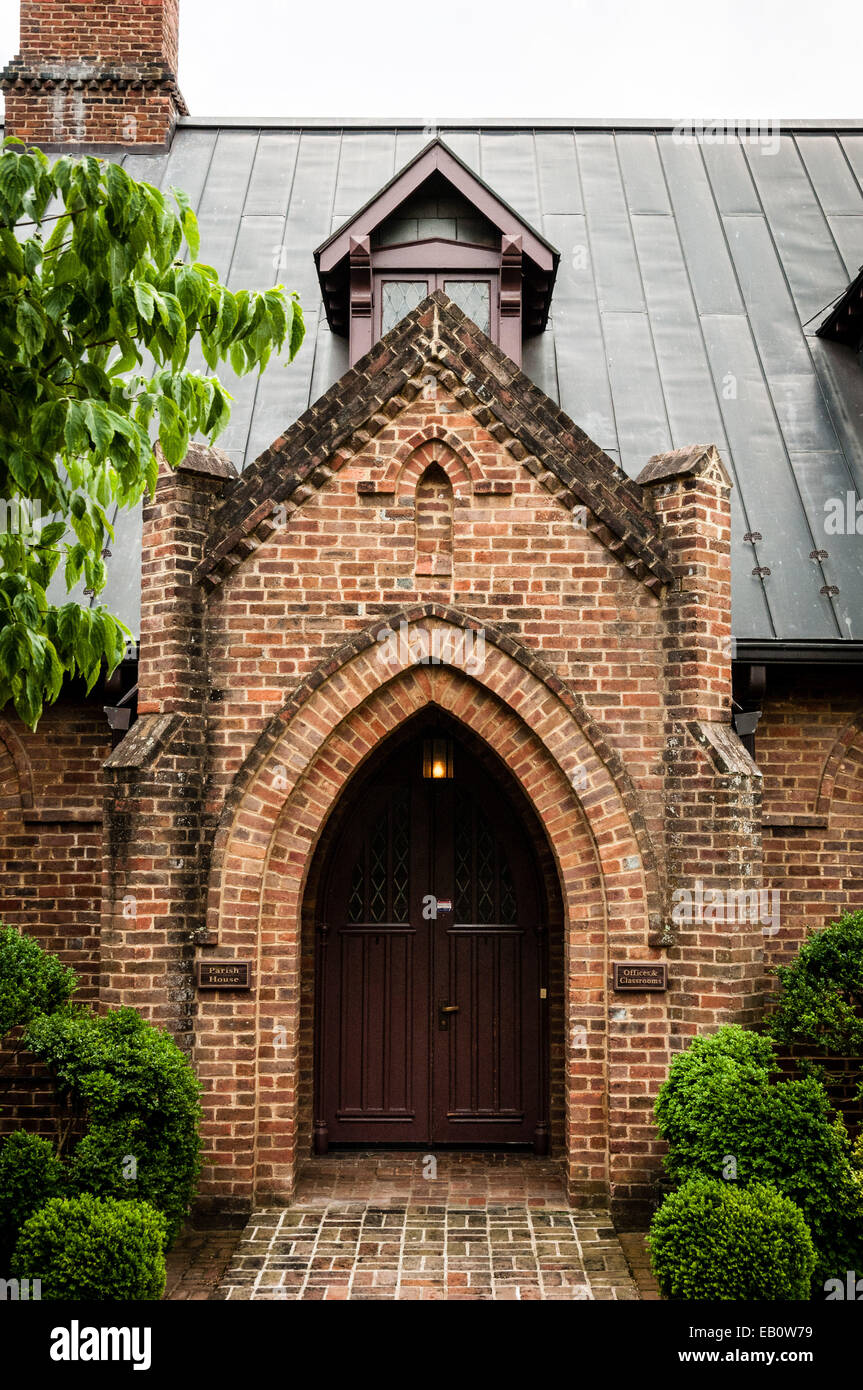 Portal of the trinity church hi-res stock photography and images - Alamy