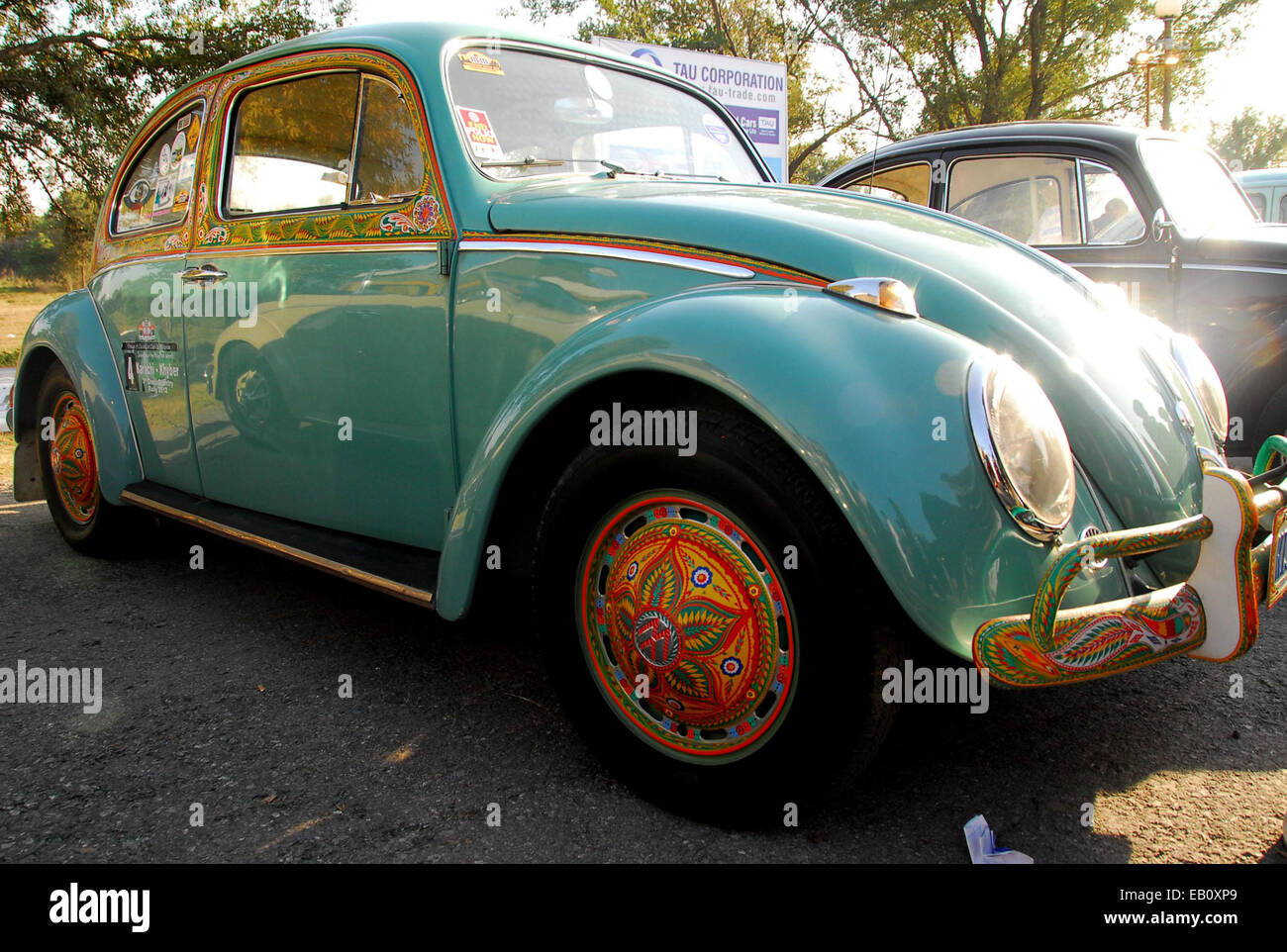 Islamabad. 23rd Nov, 2014. Classic cars are seen at the 3rd Islamabad ...