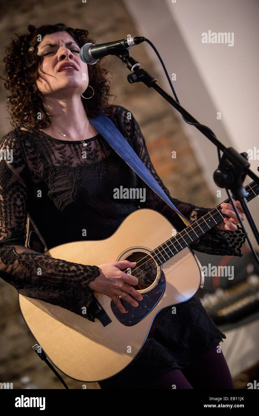 Ameno, Italy. 23th November, 2014. The Mexican-American folk singer ...
