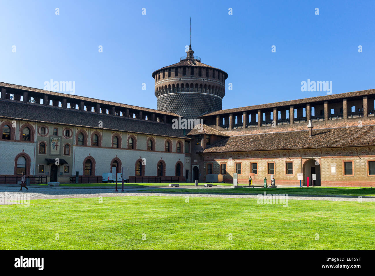 Castello sforzesco milan courtyard hi-res stock photography and images ...