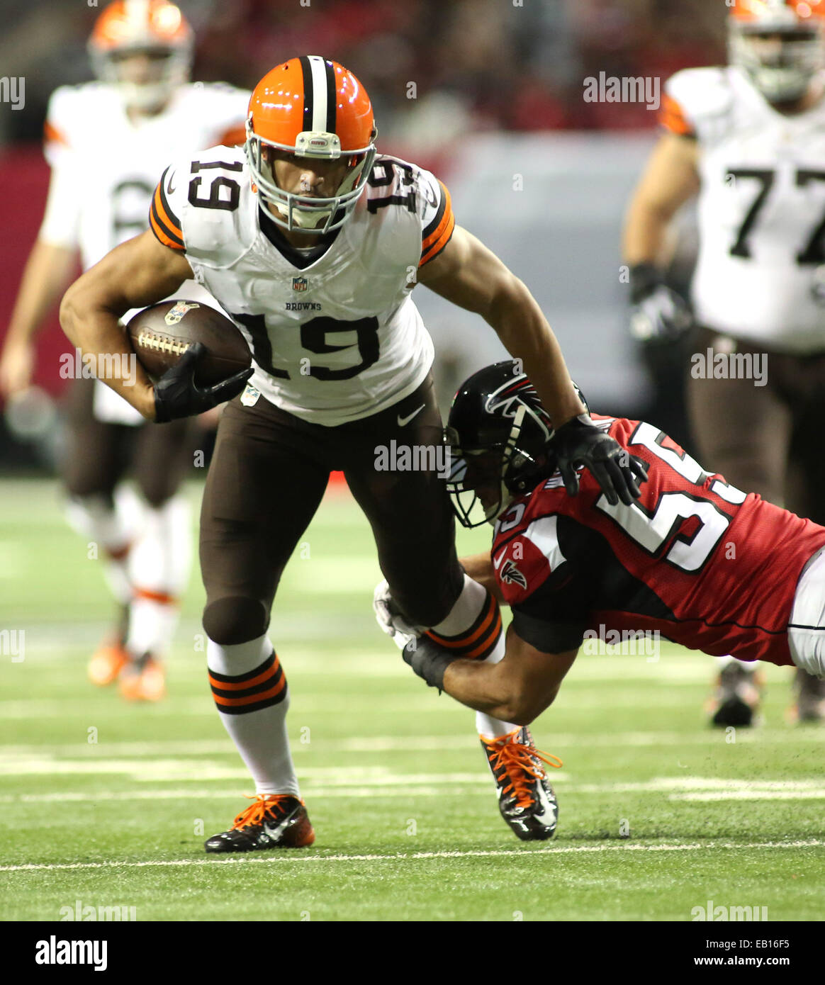Atlanta, Georgia, USA. 23rd Nov, 2014. #19 Miles Austin of the ...