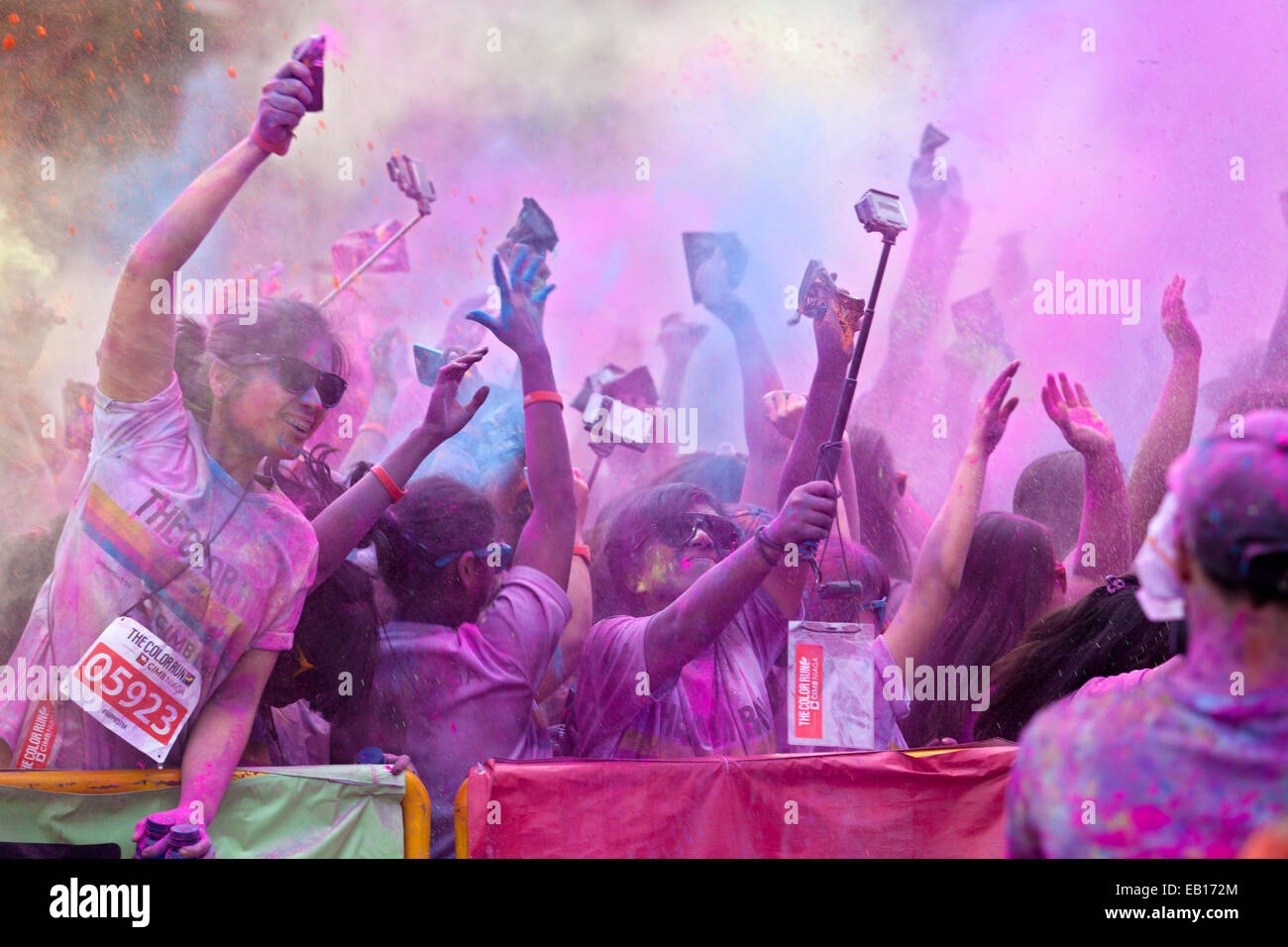 Color run hi-res stock photography and images - Alamy