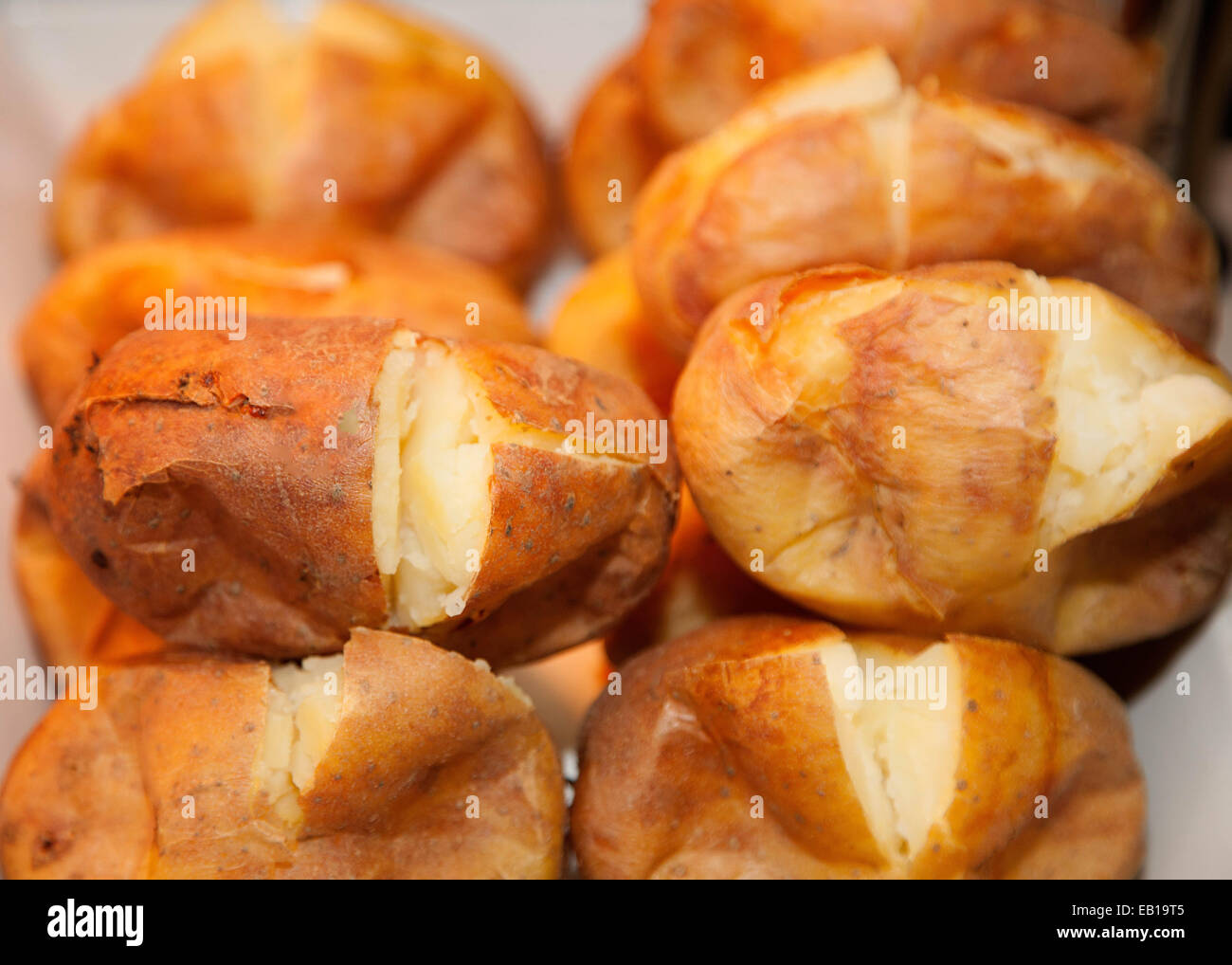 Jacket potato uk hi-res stock photography and images - Alamy