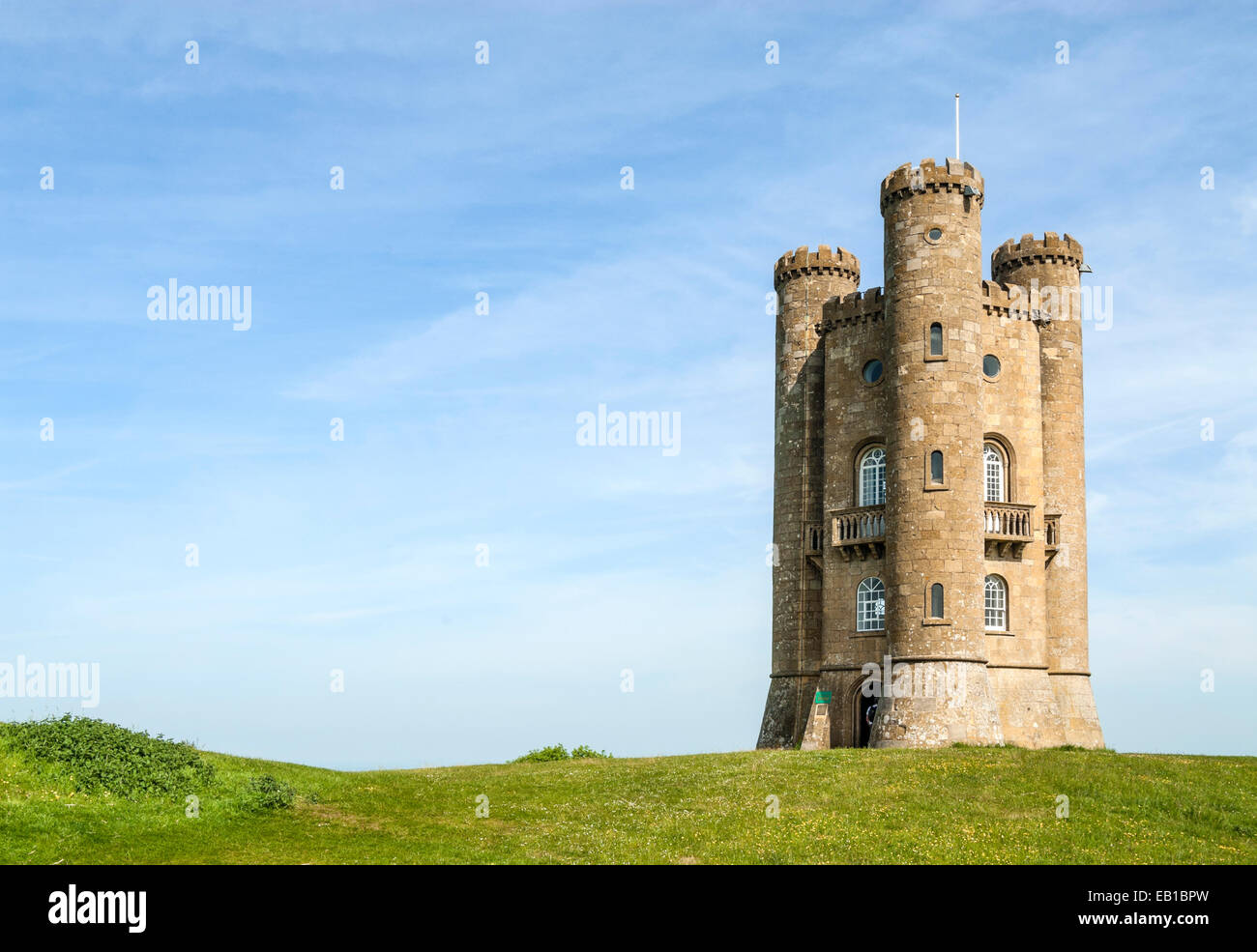Cotswold castle hi-res stock photography and images - Alamy
