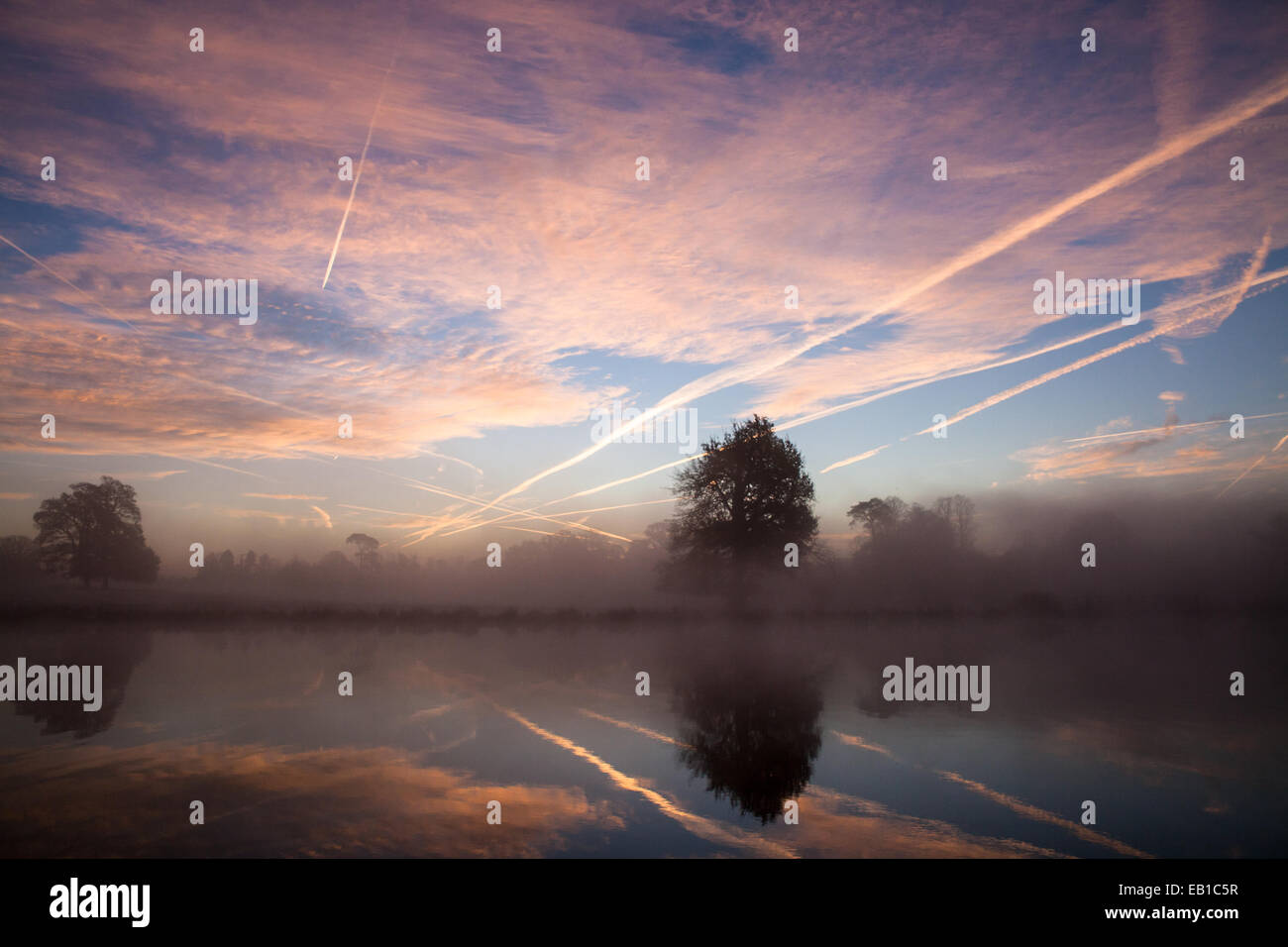 Langley Country Park in Slough, Berkshire, UK. 24th November, 2014 ...