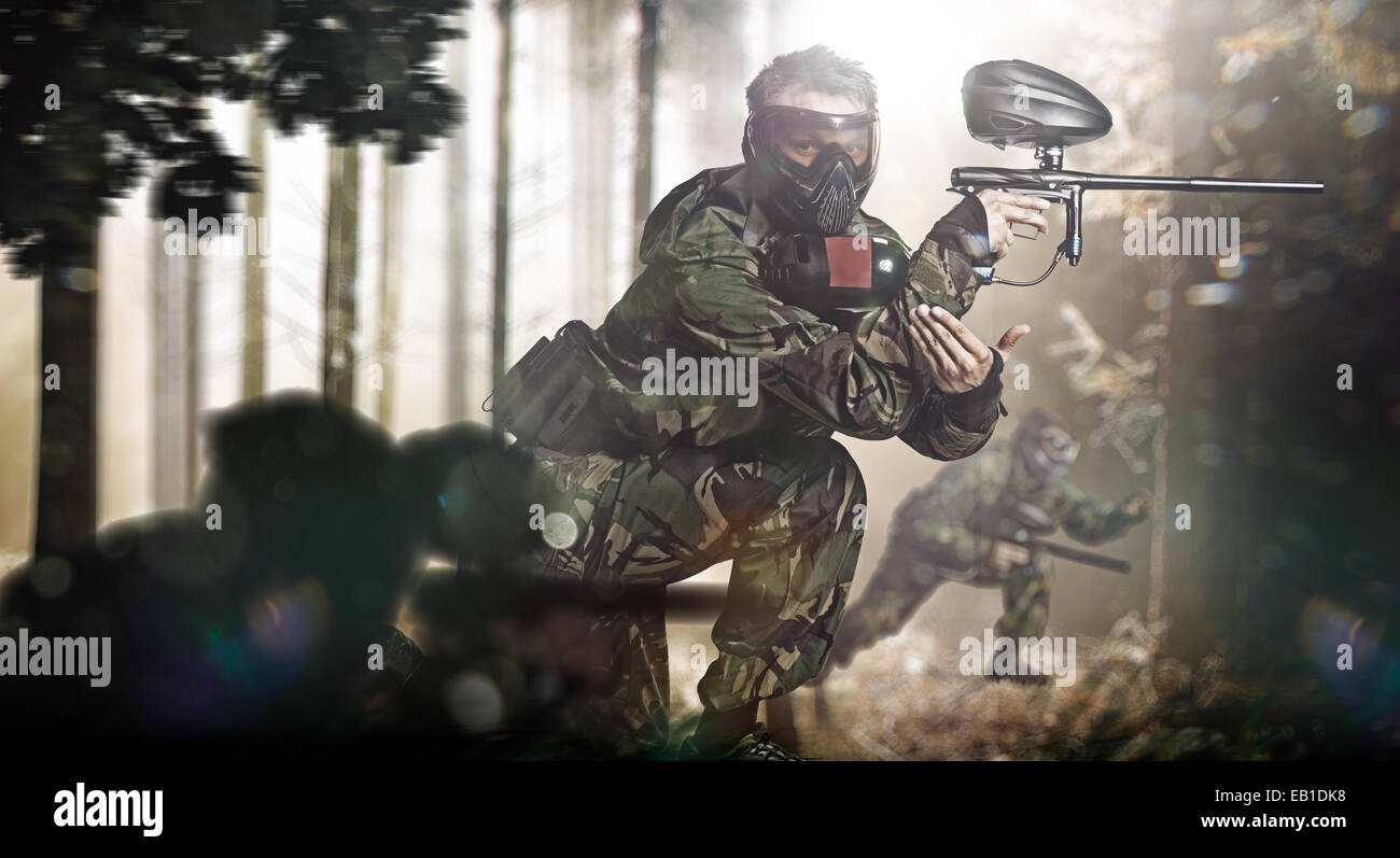 People playing paintball outdoors hi-res stock photography and images ...