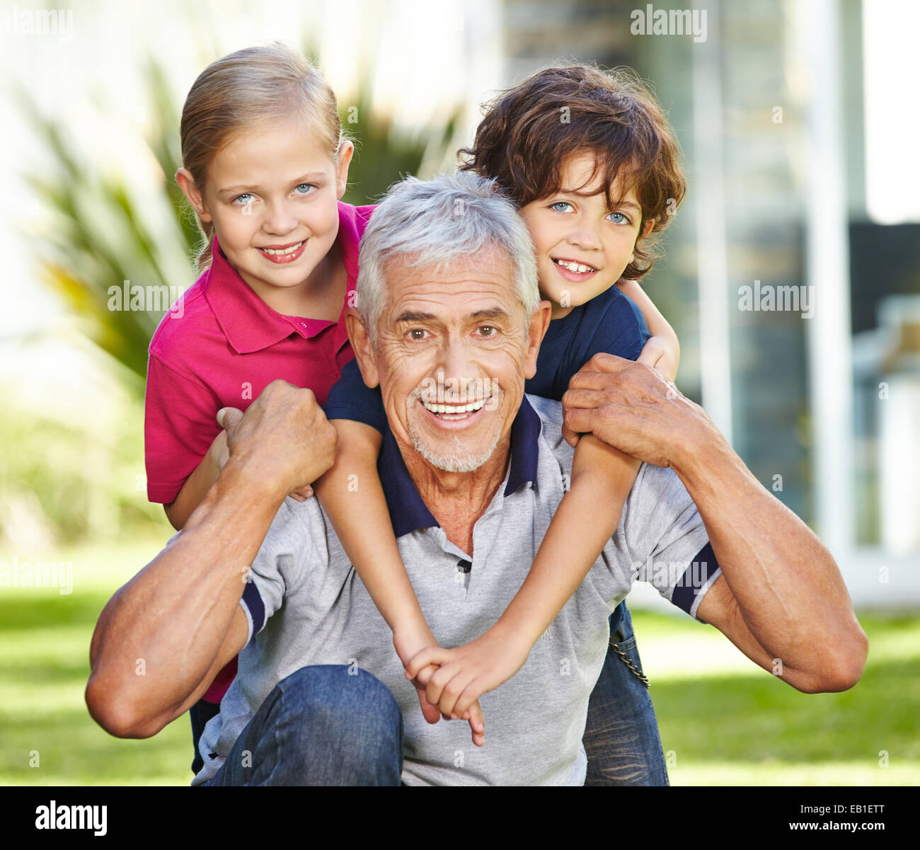 Young grandpa hi-res stock photography and images - Alamy