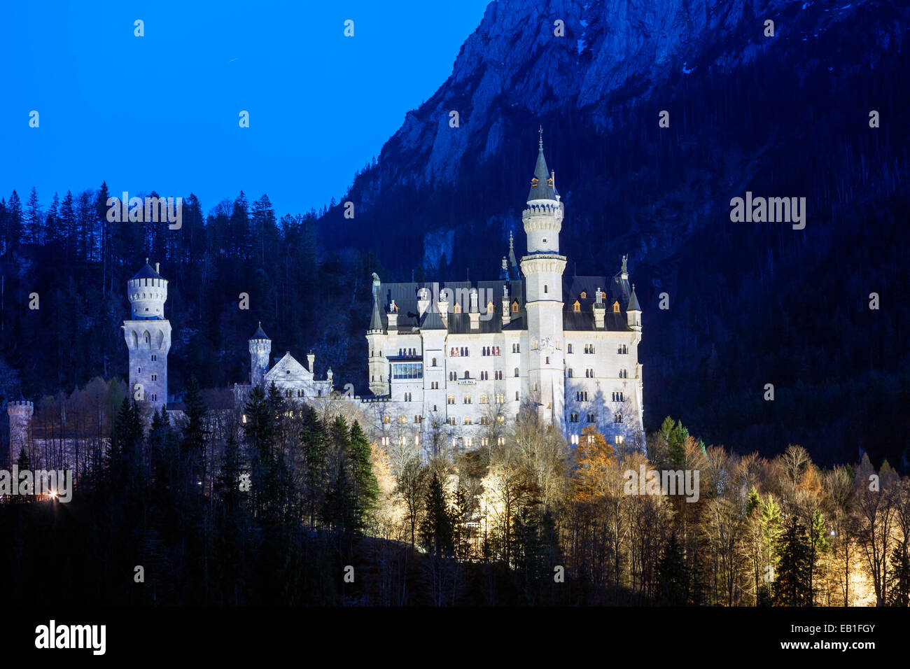 Bavarian alps neuschwanstein castle hi-res stock photography and images ...