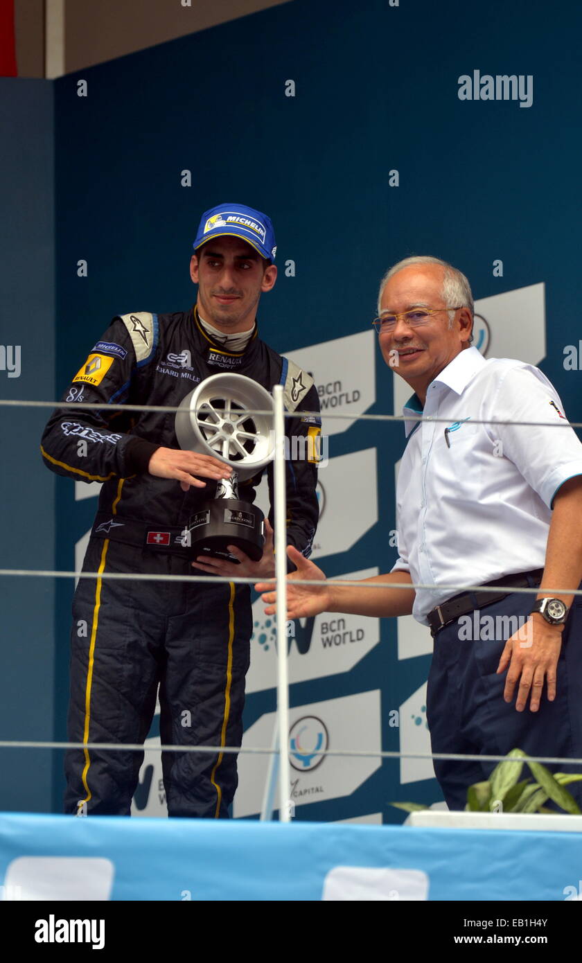 Sebastien BUEMI, (SWISS) team Dams-Renault, 3rd in the race, on the ...