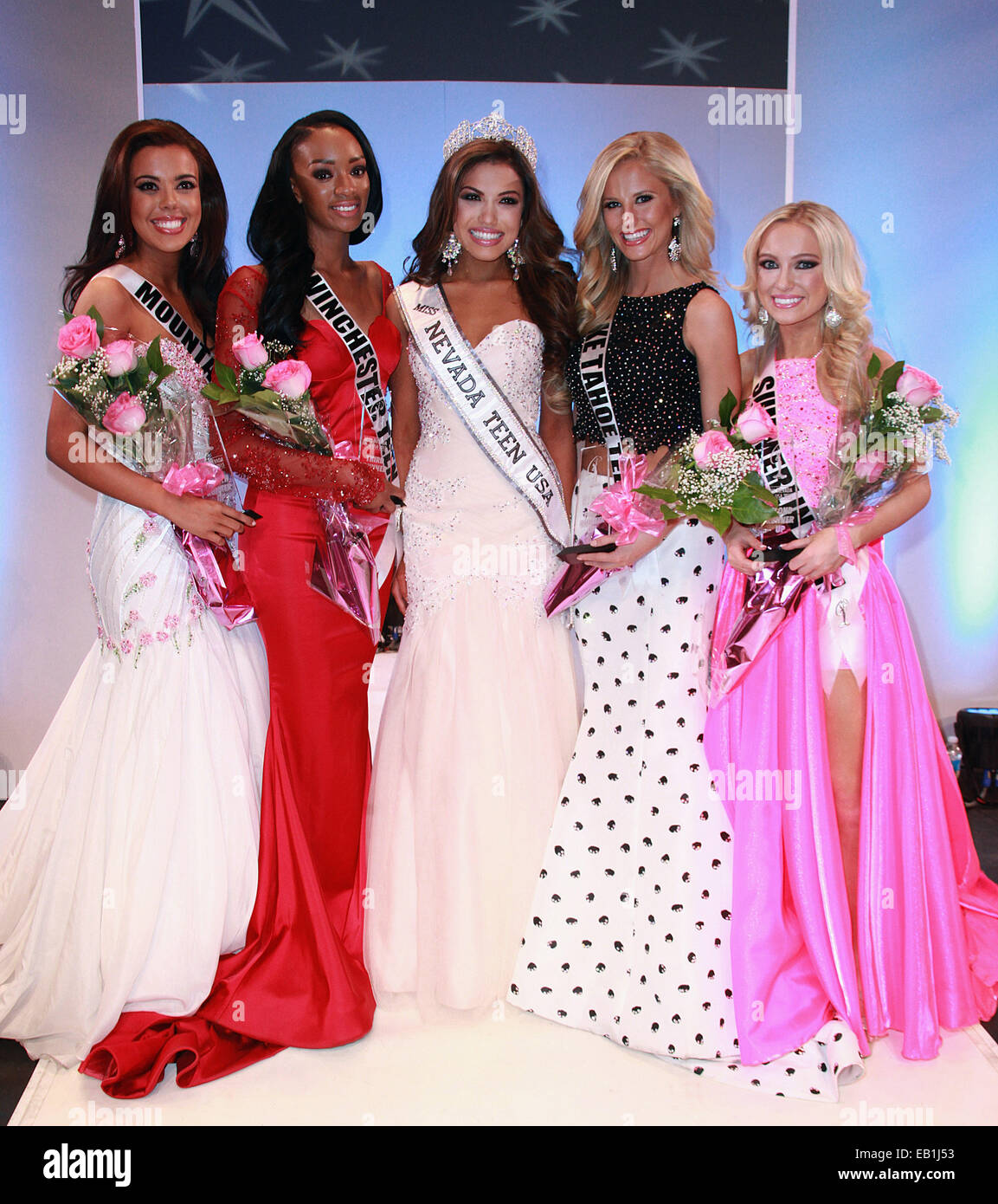 Las Vegas, Nevada, USA. 24th Nov, 2014. (L-R) Contestants Marilyn ...