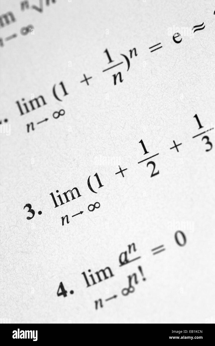 Math equations hi-res stock photography and images - Alamy