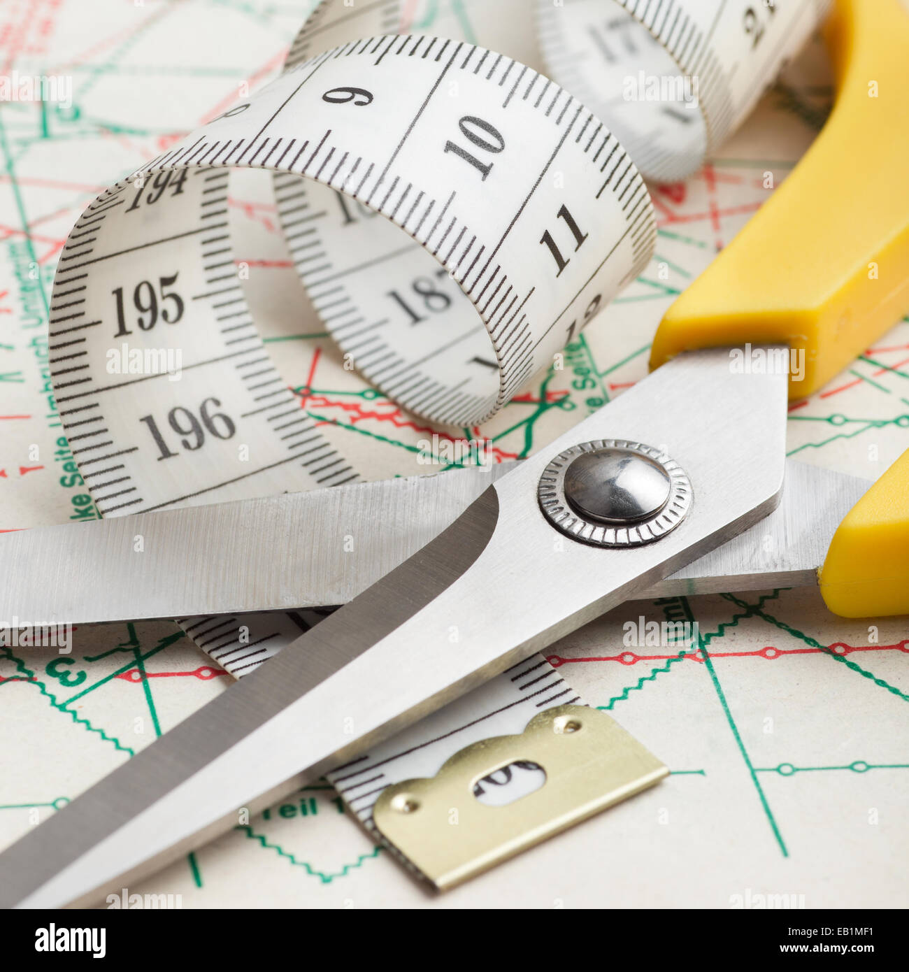 Sewing scissors hi-res stock photography and images - Alamy