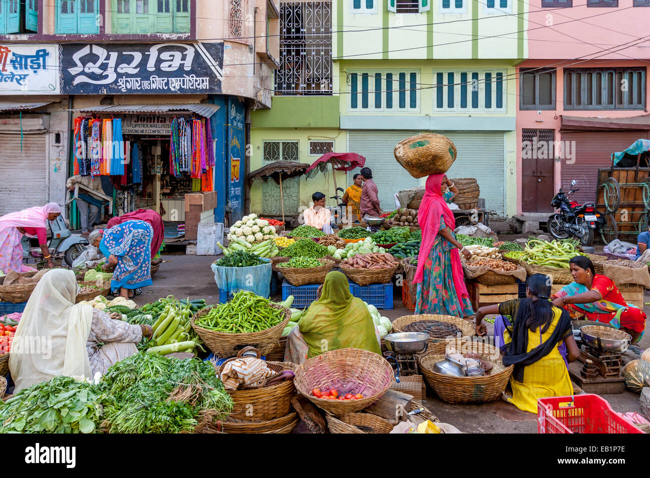 Local People Shopping In The Vegetable Market, Udaipur, Rajasthan ...