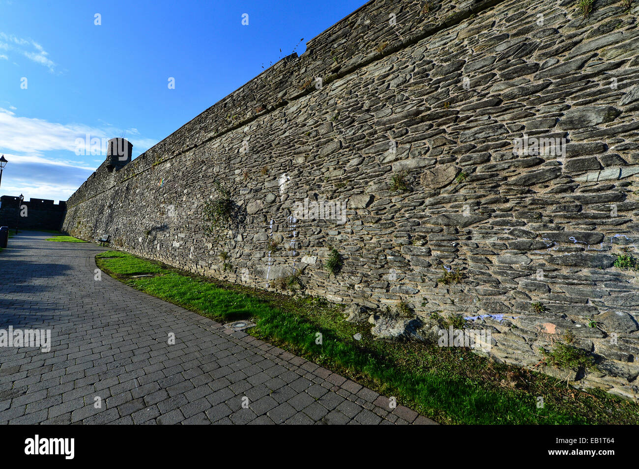 Exterior section of Derry Walls. Photo: George Sweeney/Alamy Stock ...