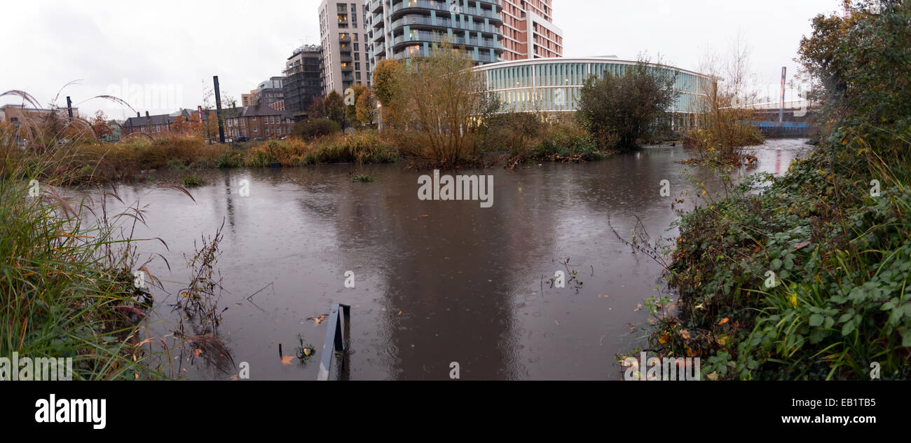 Cornmill gardens river ravensbourne lewisham hi-res stock photography ...