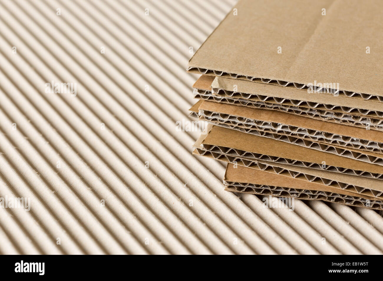 Wavy cardboard hi-res stock photography and images - Alamy