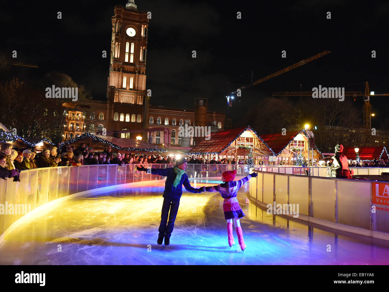 Berlin, Germany. 24th Nov, 2014. Ice skaters on Neptune Fountain rink ...