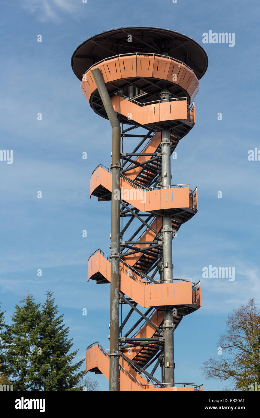 Old forest fire lookout tower hi-res stock photography and images - Alamy
