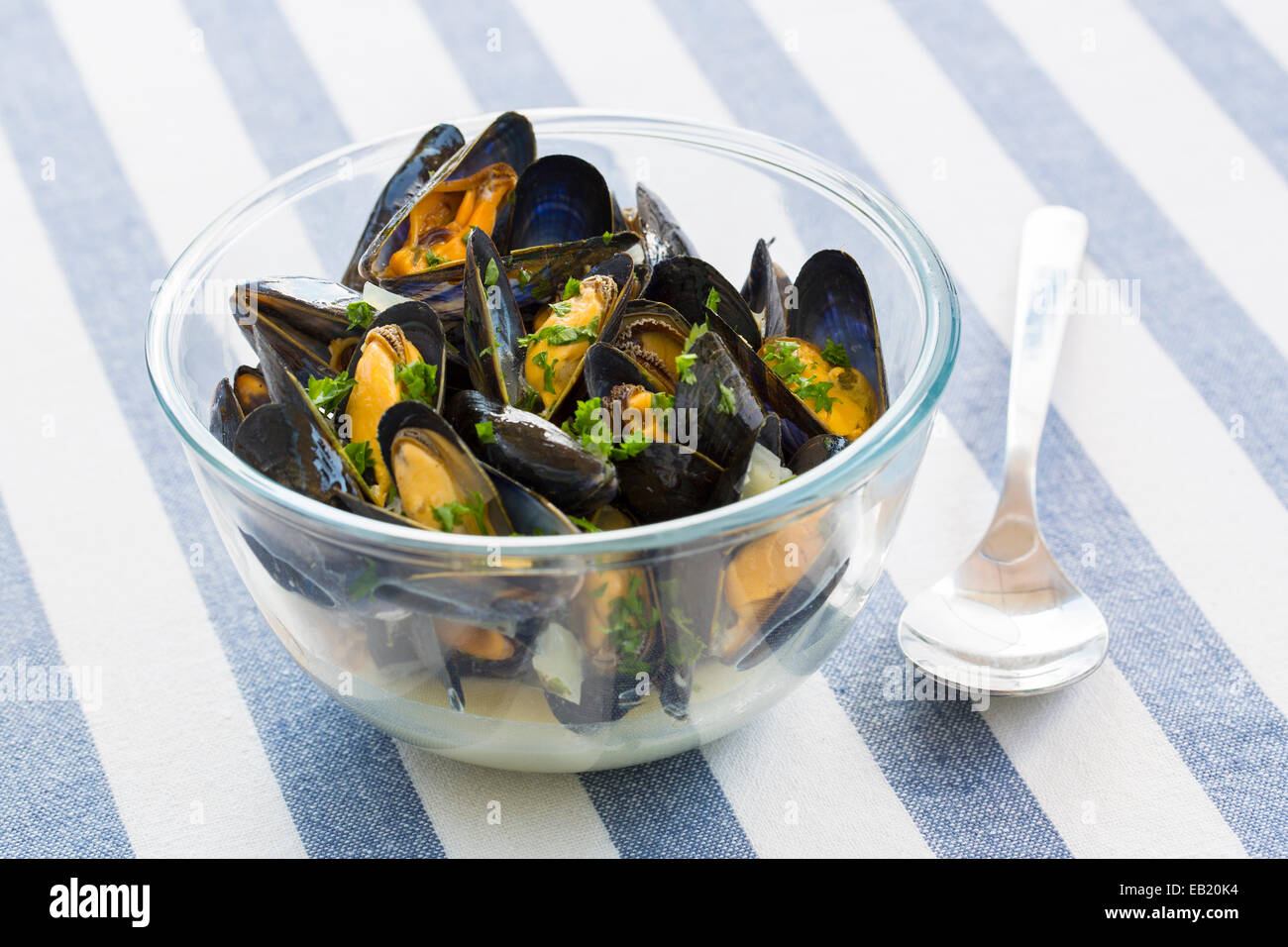 mussel, cooking,food, shell, bowl Stock Photo - Alamy