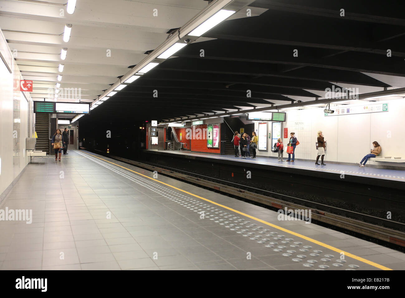 half empty metro subway train station brussels europe Stock Photo - Alamy