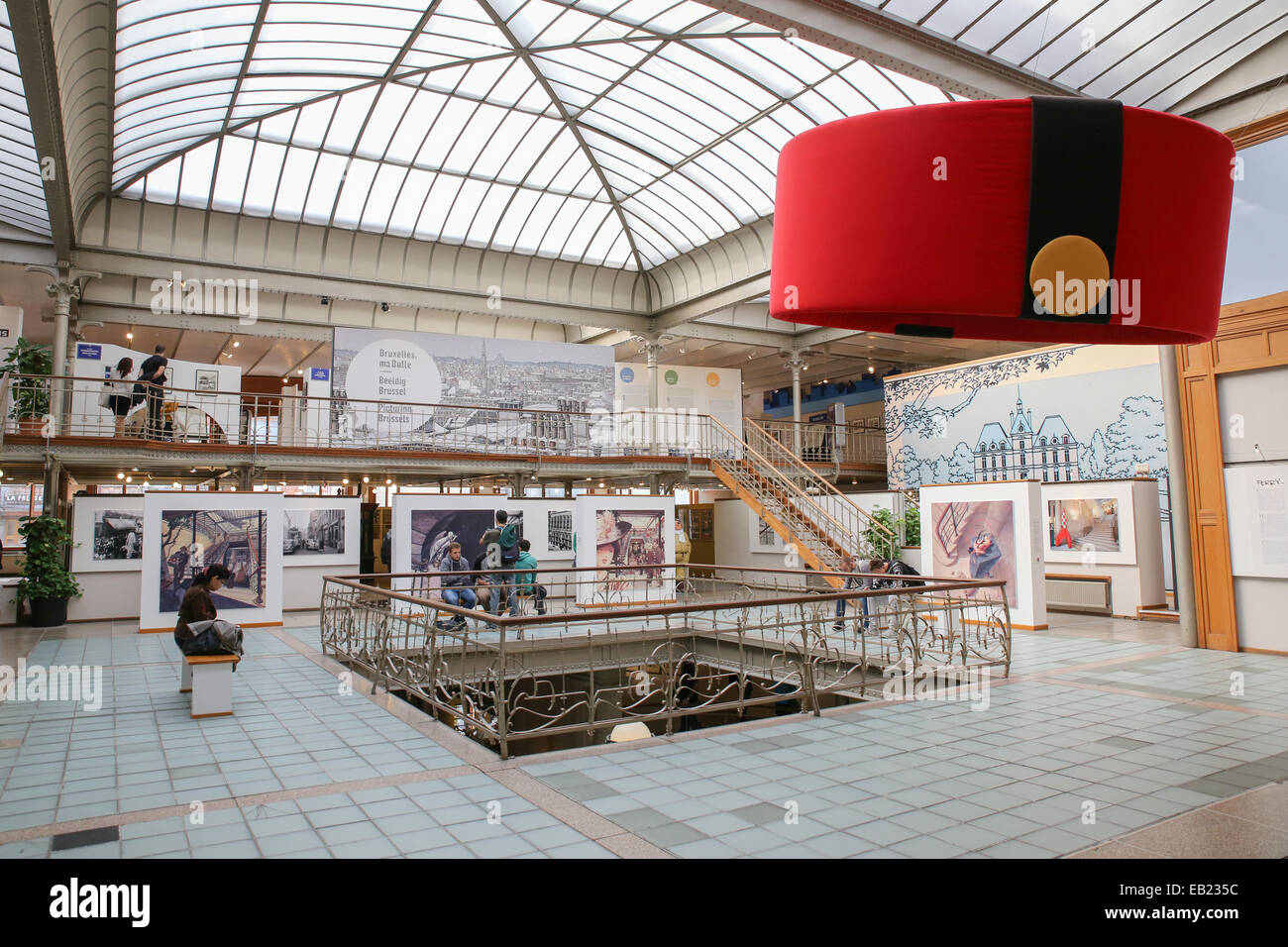 Comic strips hi-res stock photography and images - Alamy