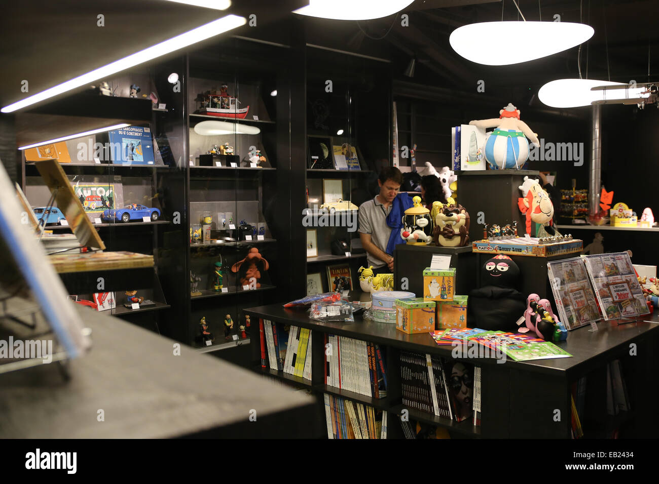 comic book cartoon gift shop Stock Photo - Alamy