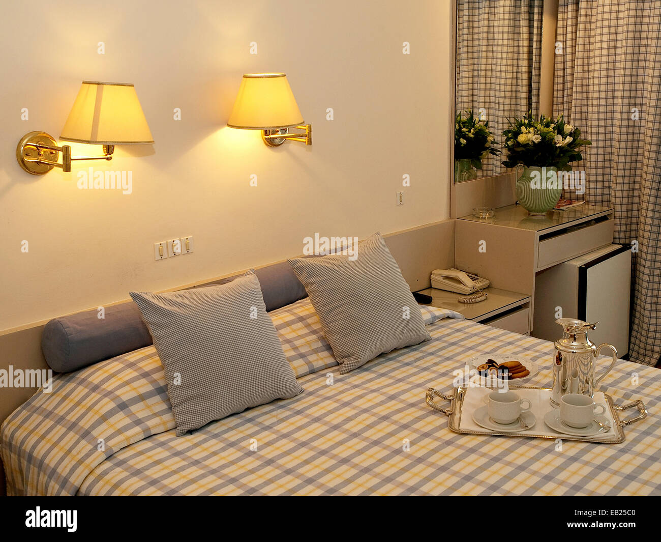 Hotel room interior Stock Photo - Alamy