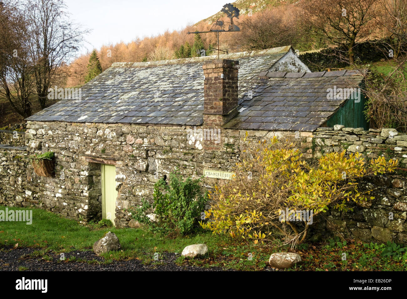 Old lakeland stone out-building with Slate roof, Loweswater, Lake ...