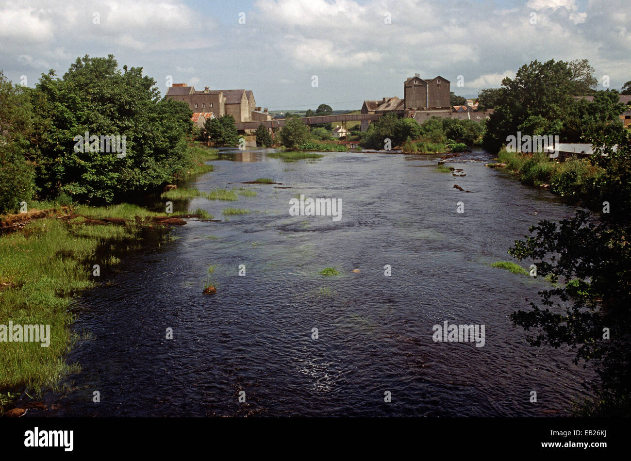 River ballysadare ireland hi-res stock photography and images - Alamy