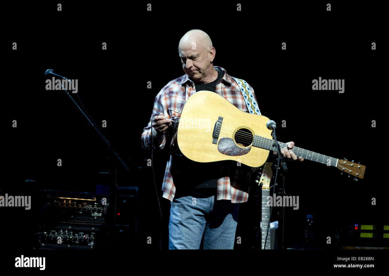 Bernie leadon hi-res stock photography and images - Alamy