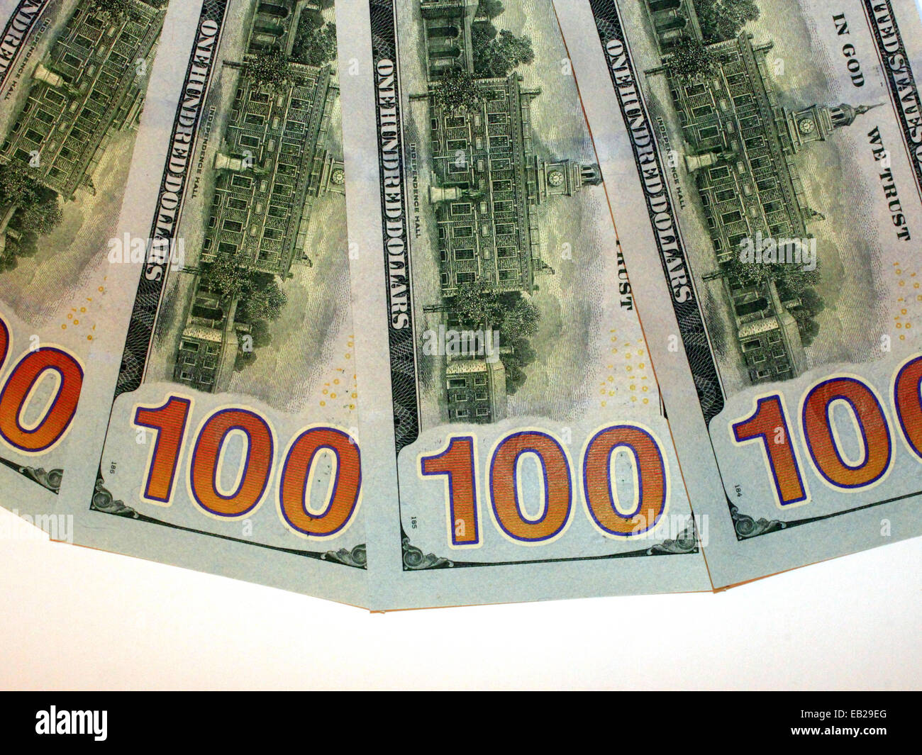 cash in hundred dollar bank notes Stock Photo - Alamy