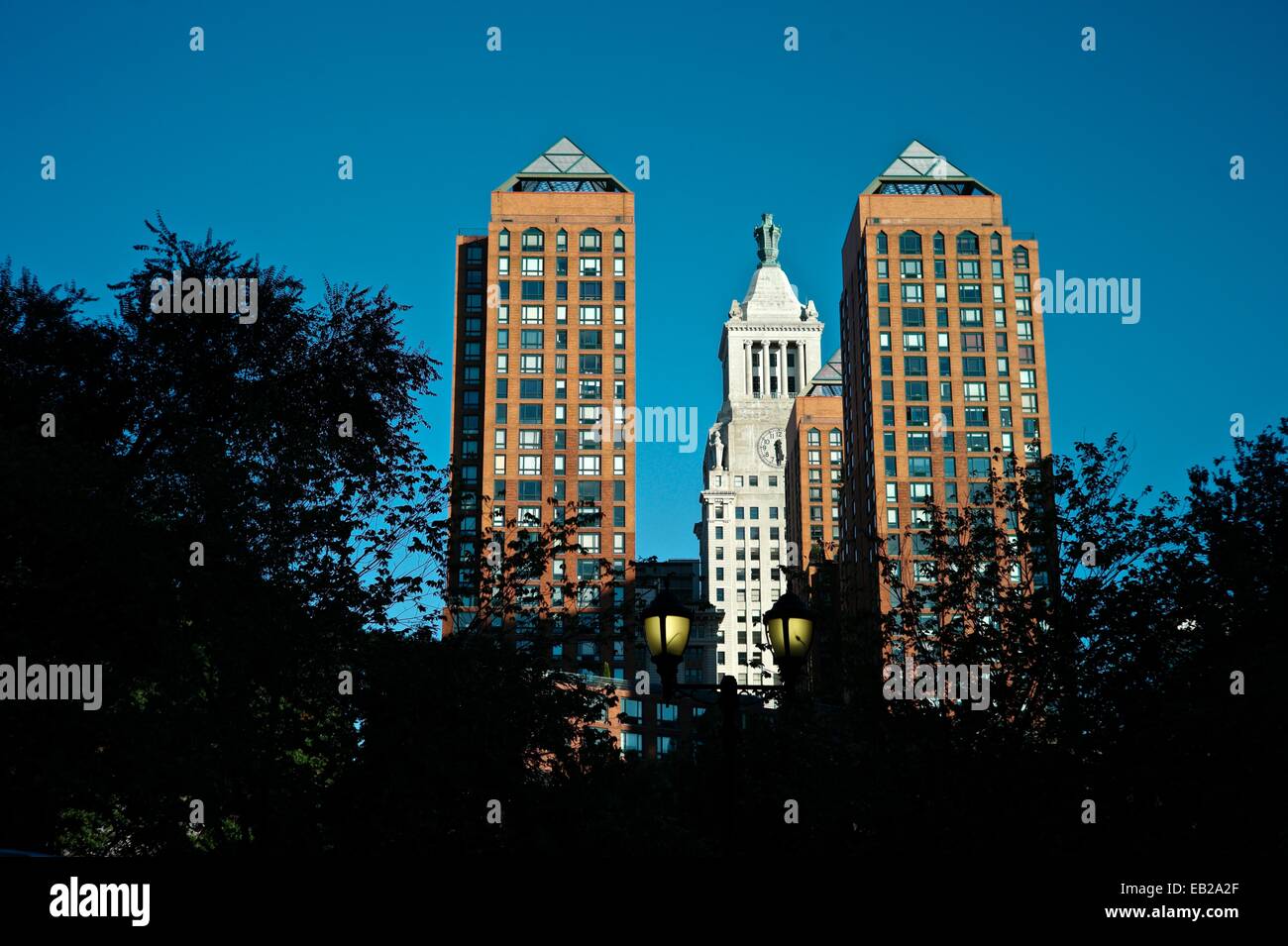 Building around Union Square in New York Stock Photo - Alamy