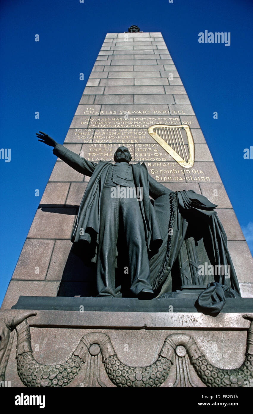 William butler yeats statue hi-res stock photography and images - Alamy