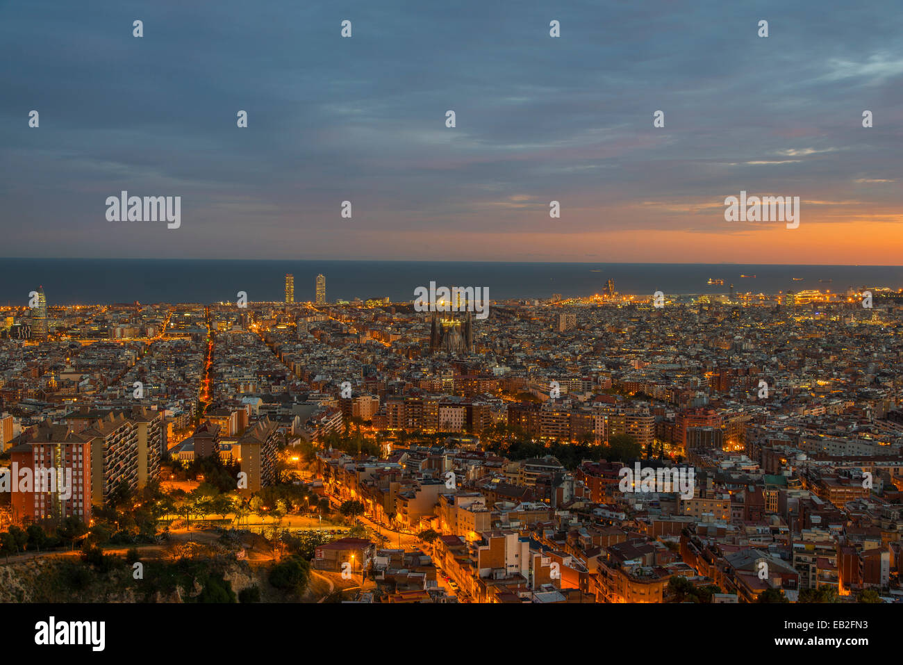 Barcelona spain skyline hi-res stock photography and images - Alamy