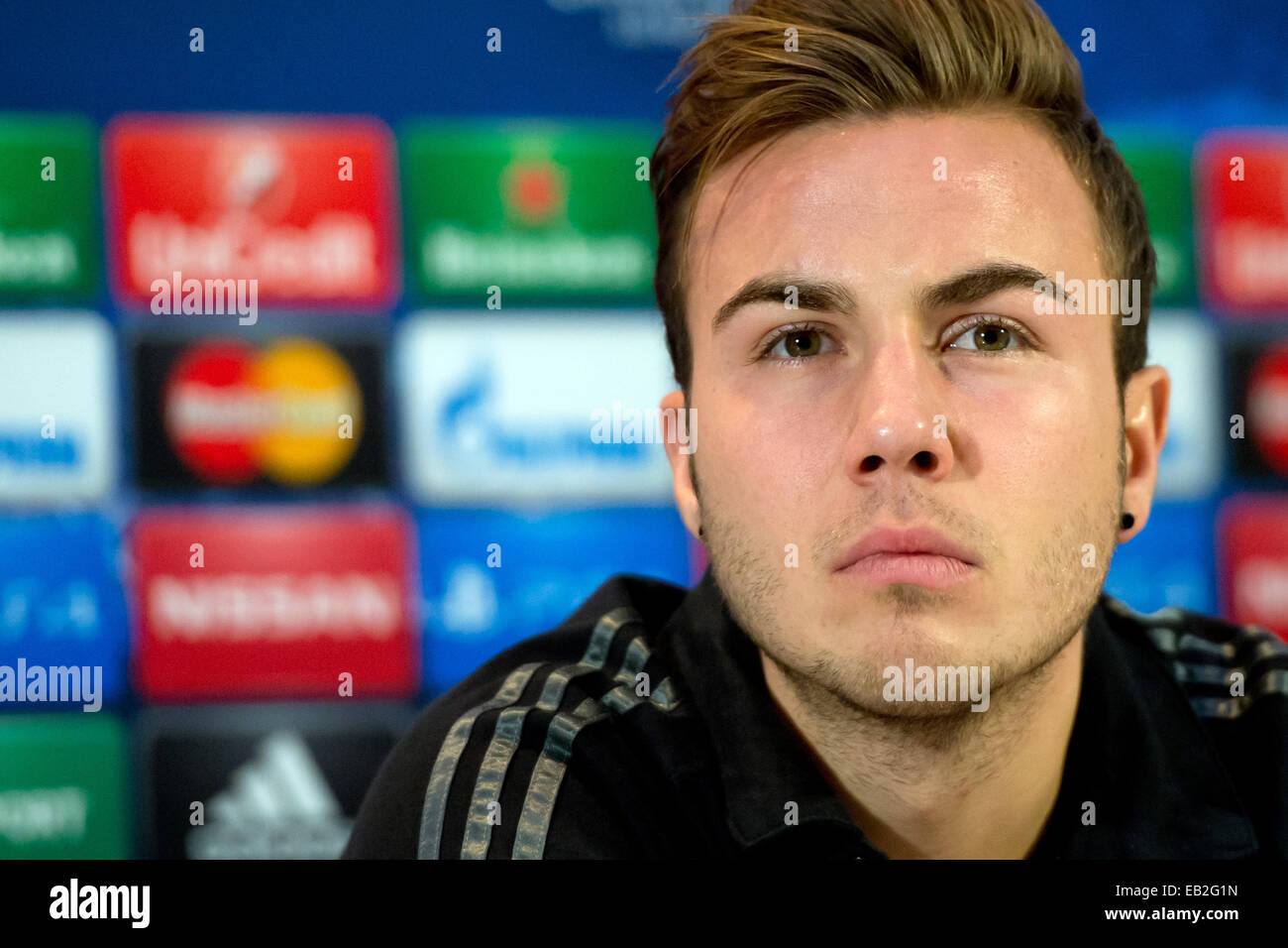 Manchester, Great Britain. 24th Nov, 2014. FC Bayern Munich's Mario ...