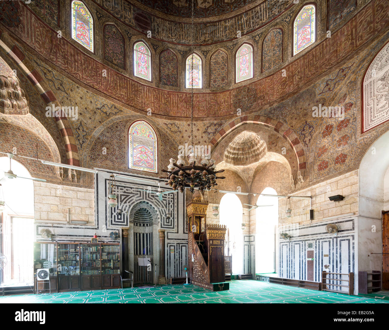 Mihrab and minbar hi-res stock photography and images - Alamy