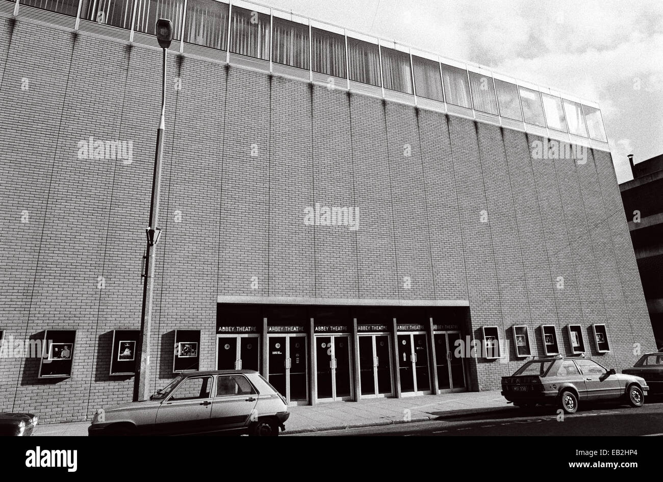 ABBEY THEATRE, DUBLIN, IRELAND. ABBEY THEATRE FOUNDED BY POET ...